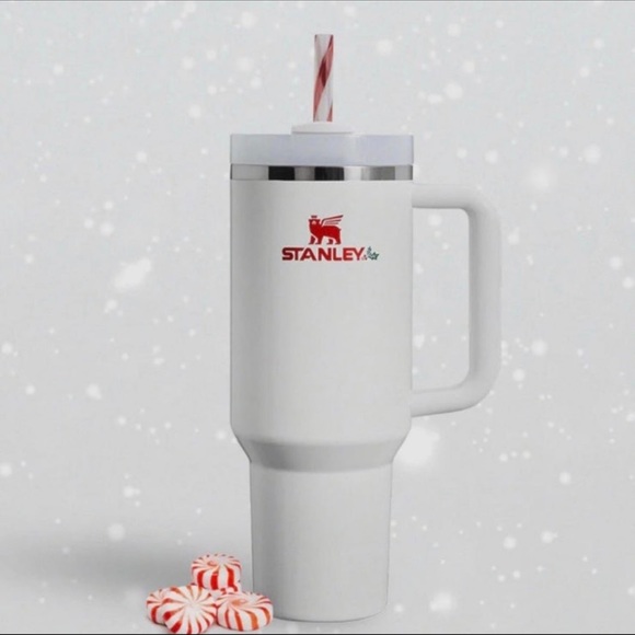 Stanley | Dining | Stanley Mistletoe Twist Quencher 4oz Limited Edition ...